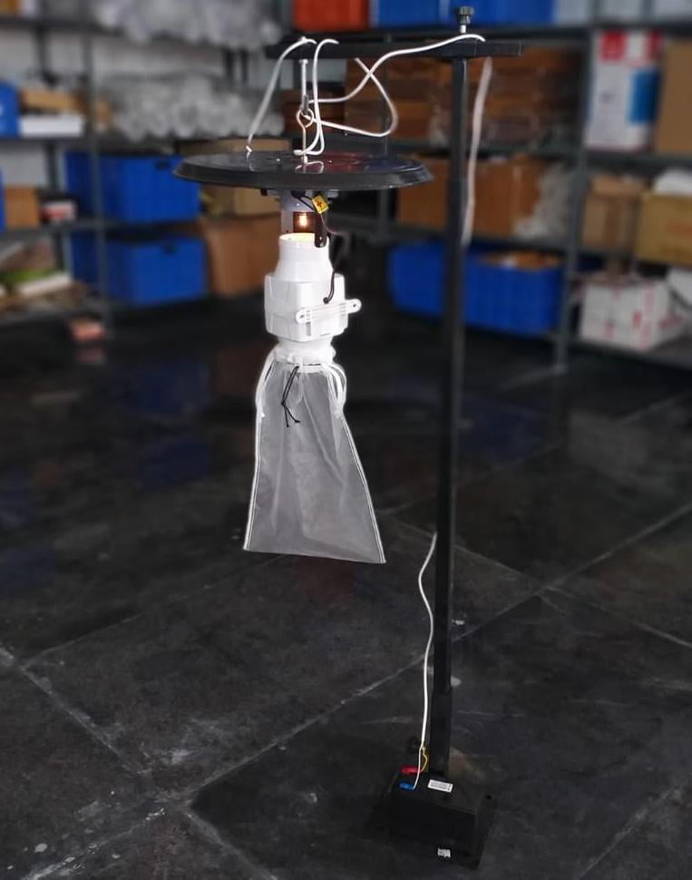 UV light trap on CDC model with Timer Functional Mosquito Trap