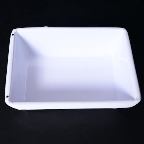 Enamel trays for larval culturing in Madurai, Kottayam, Kanchipuram ...